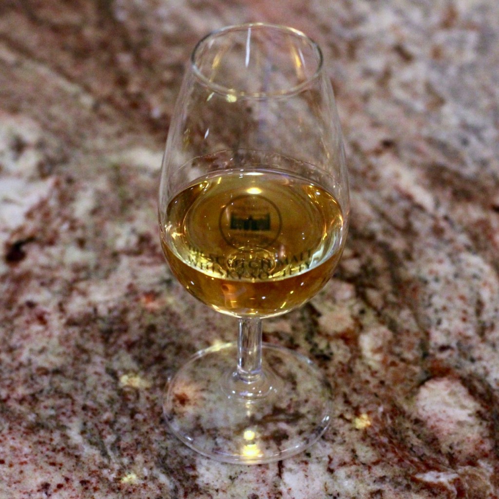 Kiss My Glass! The Definitive Guide to Whisky Glassware – It's just the ...