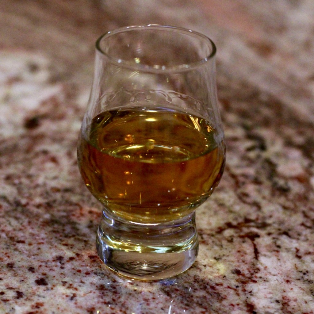 Kiss My Glass! The Definitive Guide to Whisky Glassware – It's just the ...