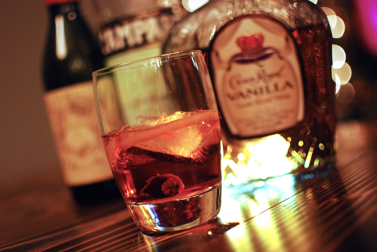 Booze Review – Crown Royal Vanilla – It's just the booze dancing…