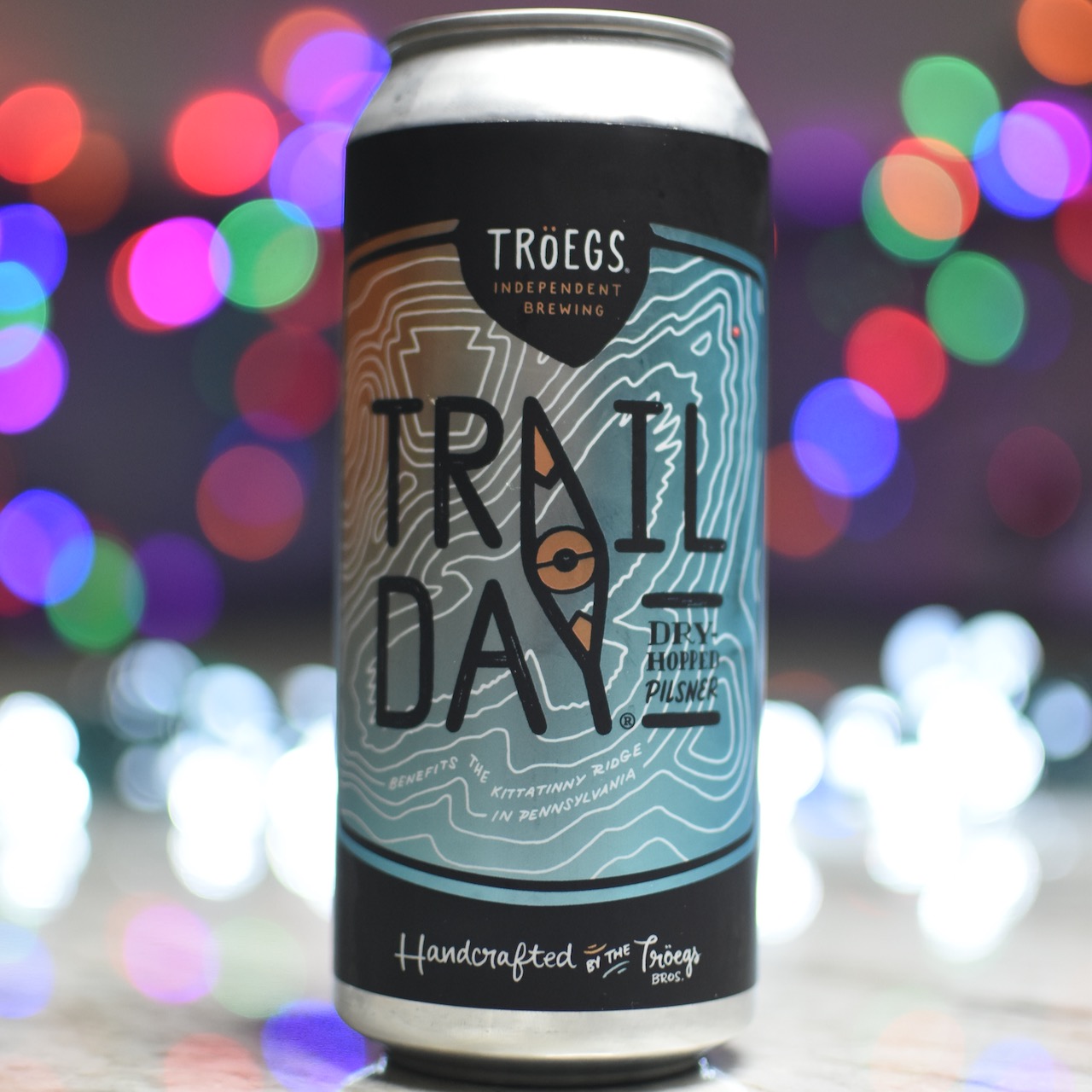 Troegs Trail Day Dry Hopped Pilsner Review – It's just the booze dancing…